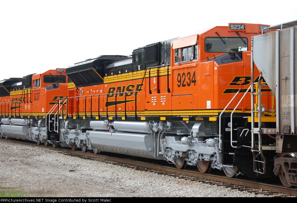 BNSF 9234